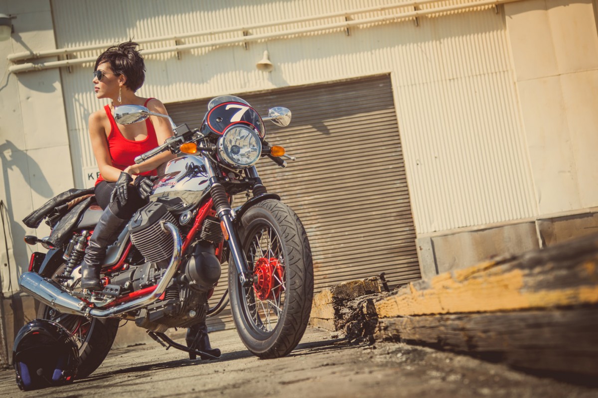 Denise Photoshoot - V7 Racer - MotoGeo